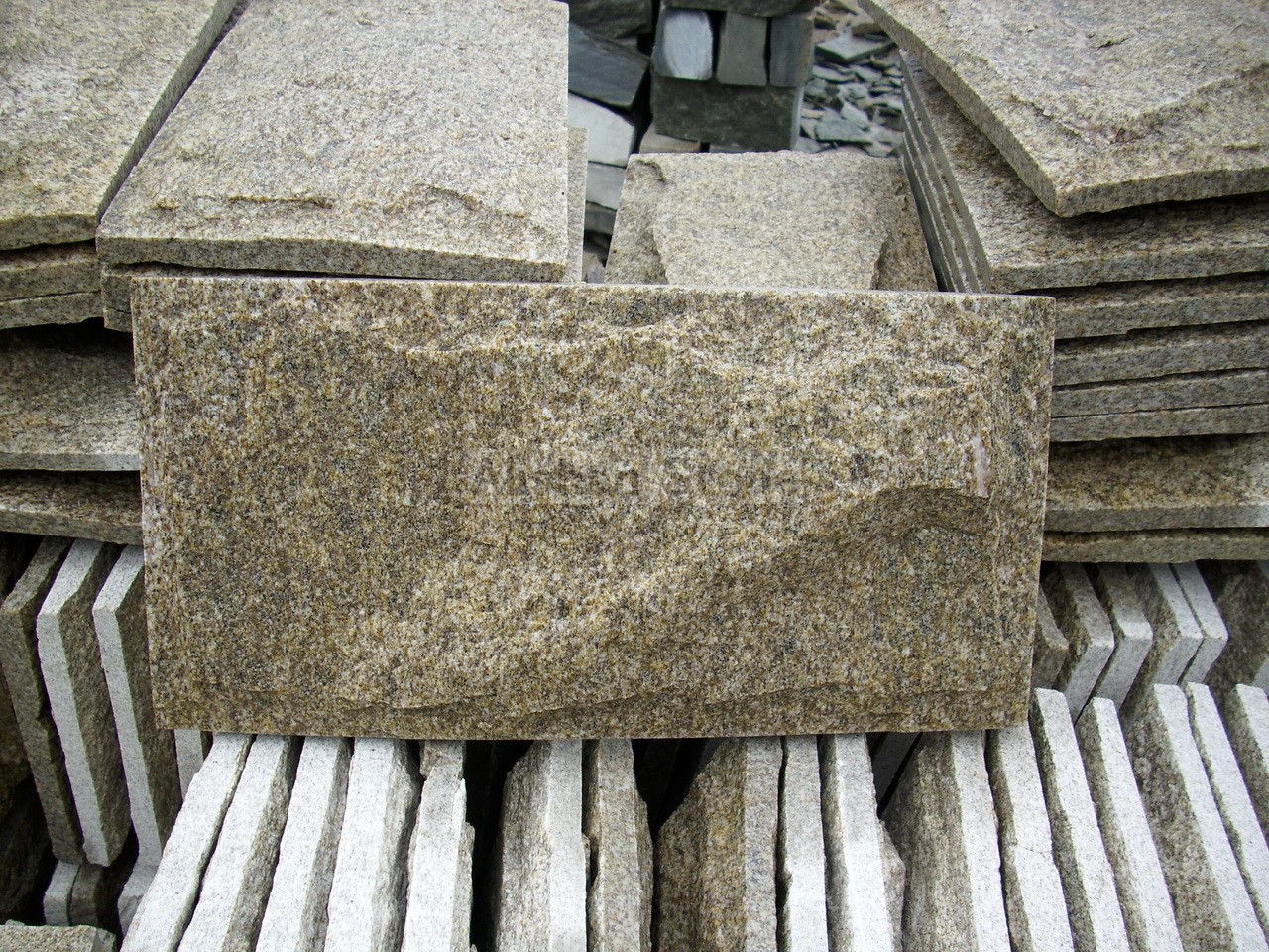 China Slate factory manufacturer quartzite tile,quartzite wall cladding ...